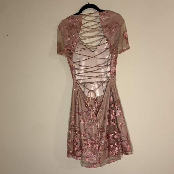 Two Sisters the Label | Dresses | Nwt Two Sisters The Label Saskia ...